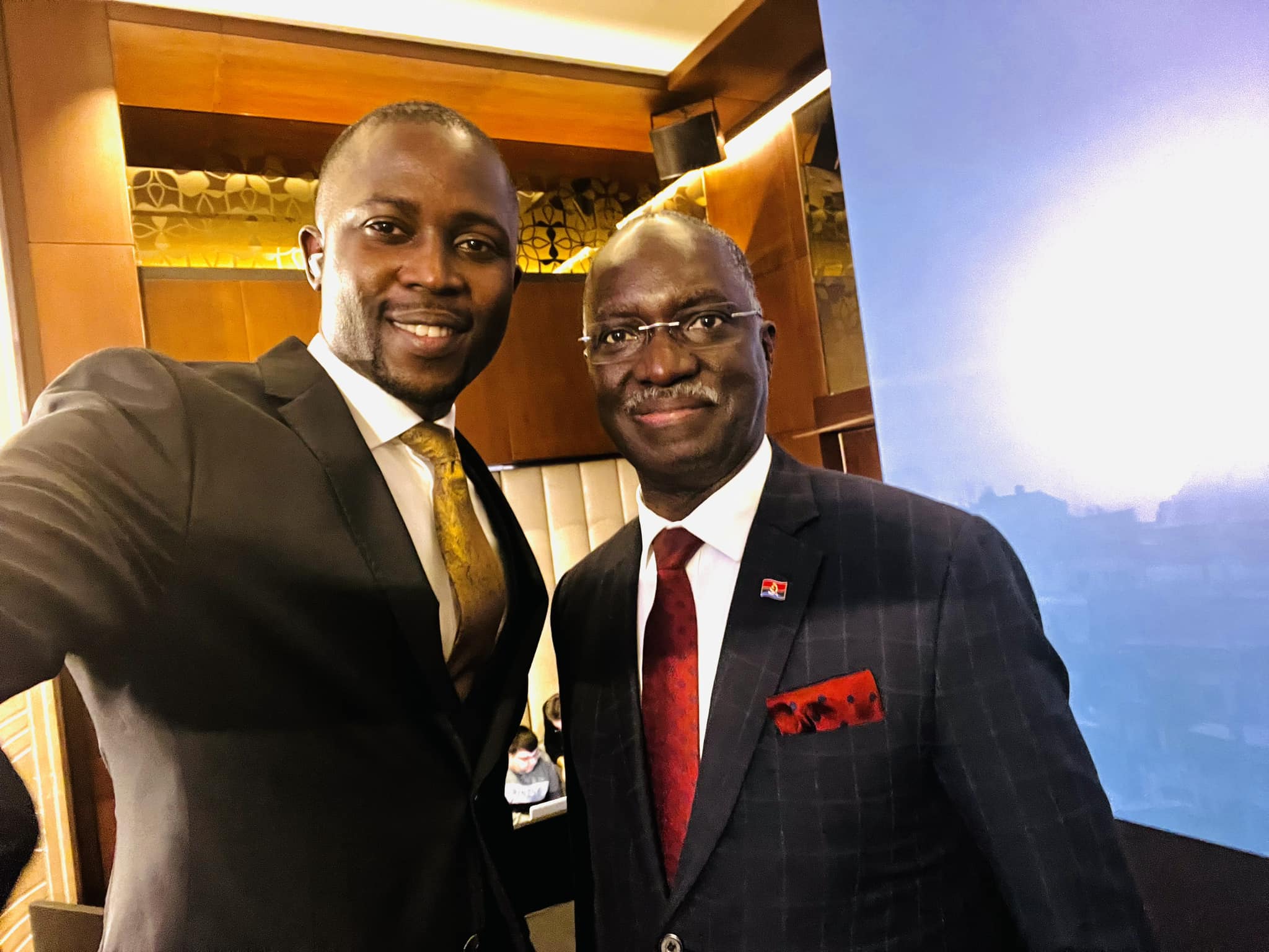 Daniel Ayodele – Personal Brand Consultant | Ecom Expert | Author